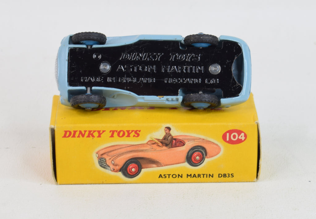 Dinky Toys 104 Aston DB3S Virtually Mint/Boxed – JK DIE-CAST MODELS