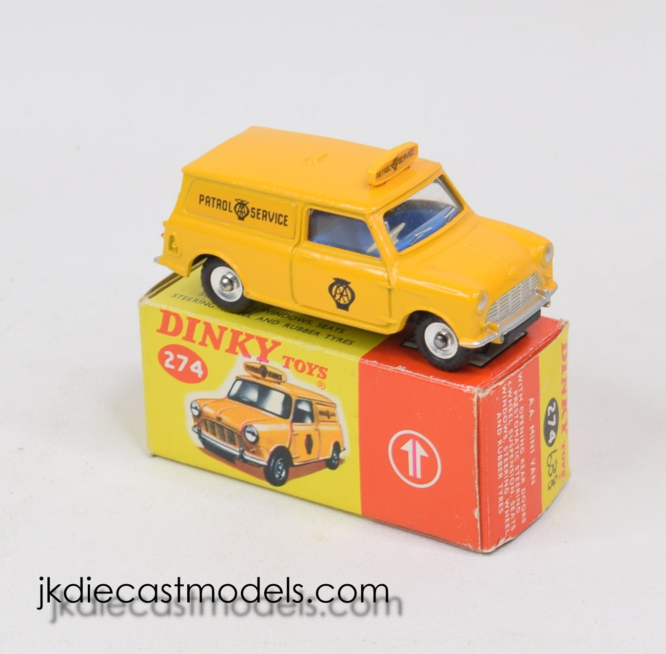 DINKY TOYS A.A. MINI VAN 274 ロードサービスミニバン（DINKY 274 MINI MINOR AA VAN）