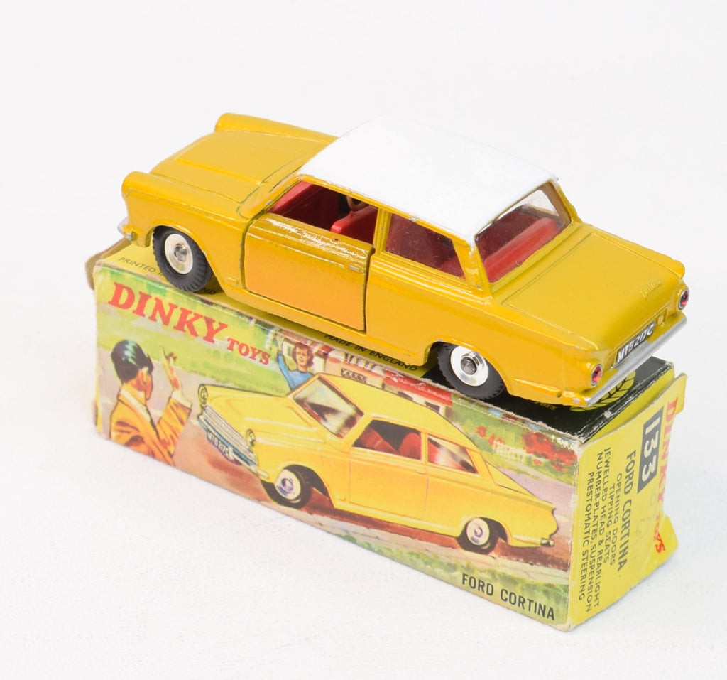 Dinky toy 133/139 Ford Cortina Virtually Mint/Boxed – JK DIE-CAST MODELS
