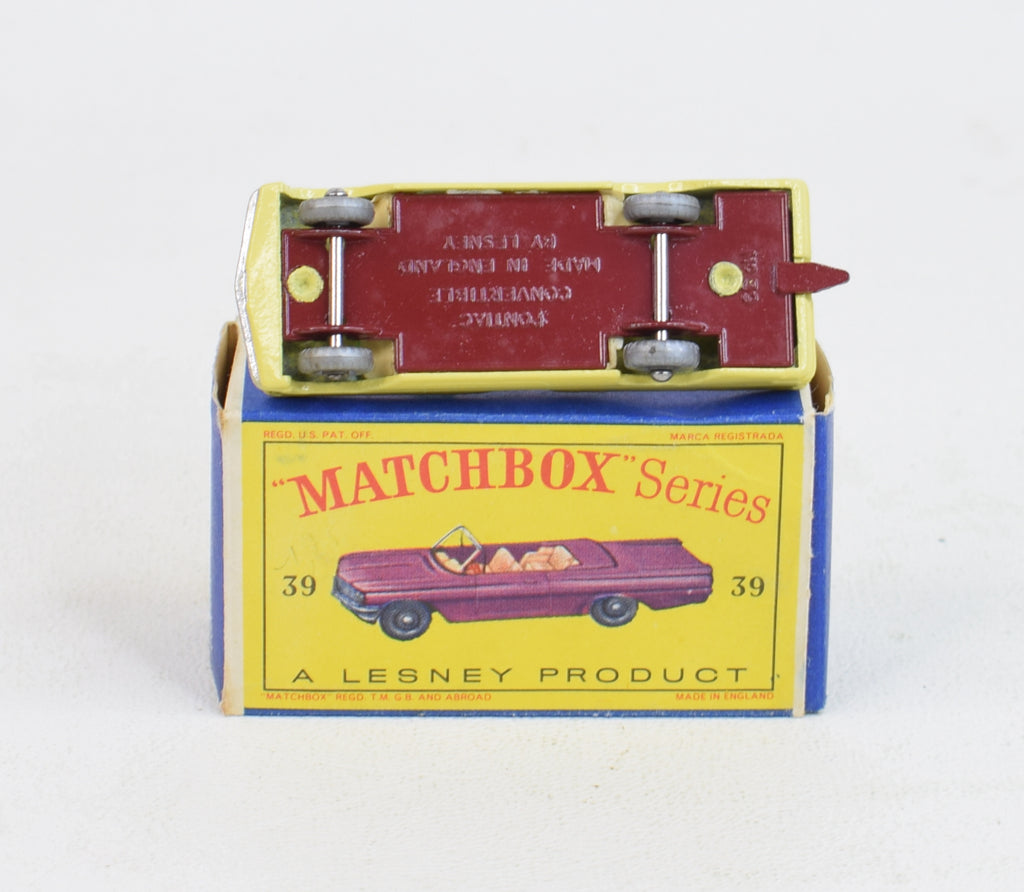 Matchbox Lesney 39 Pontiac SPW/D box Virtually Mint/Nice box "Carlton ...