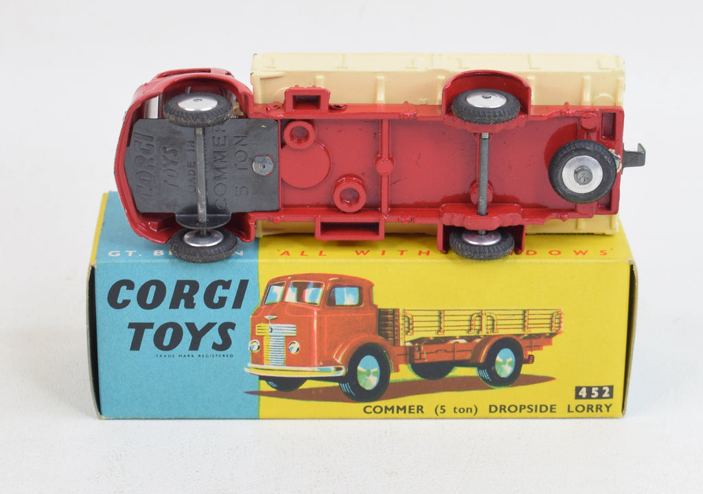 Corgi 452 Commer Dropside Virtually Mint/Nice box – JK DIE-CAST MODELS