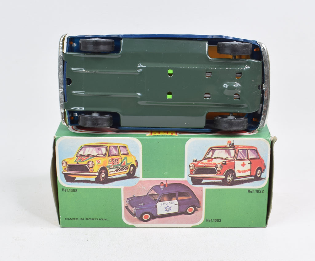 Pepe plastics Austin mini Policia Very Near Mint/Boxed 'Avonmore Colle ...