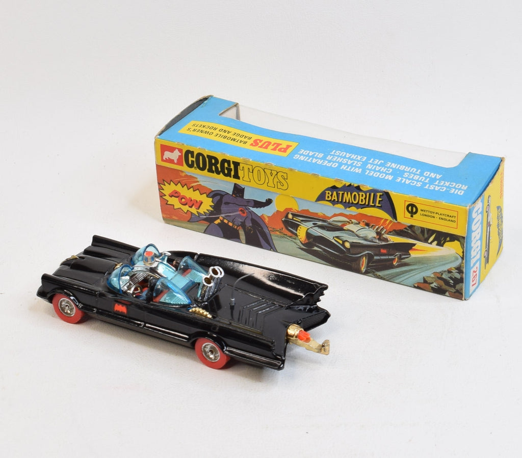 Corgi toys 267 Red Tyre Batmobile Virtually Mint/Boxed (Red wheel) – JK ...