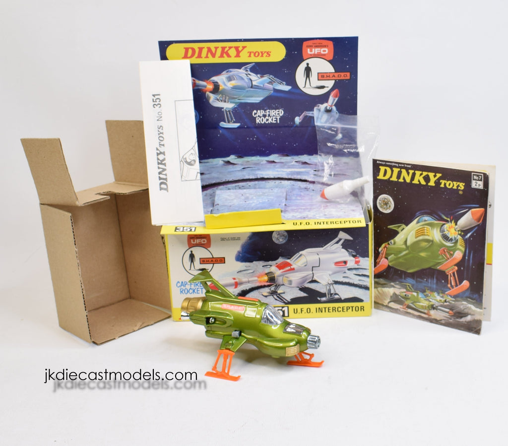 Dinky toys 351 SHADO UFO Interceptor Mint/Lovely box 'Llanellen' Colle ...