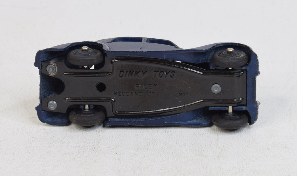 Dinky toy 40a Riley Saloon Virtually Mint – JK DIE-CAST MODELS