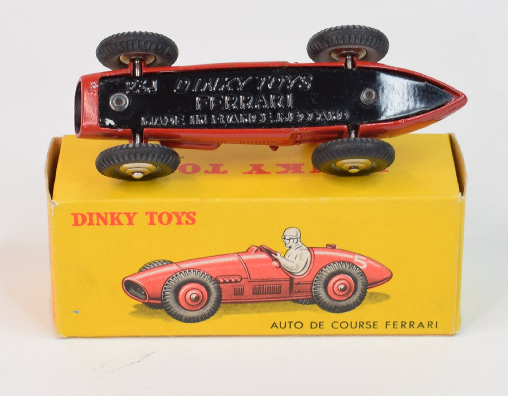 Dinky Toys 511 Auto de Course Ferrari Virtually Mint/Nice box – JK DIE ...