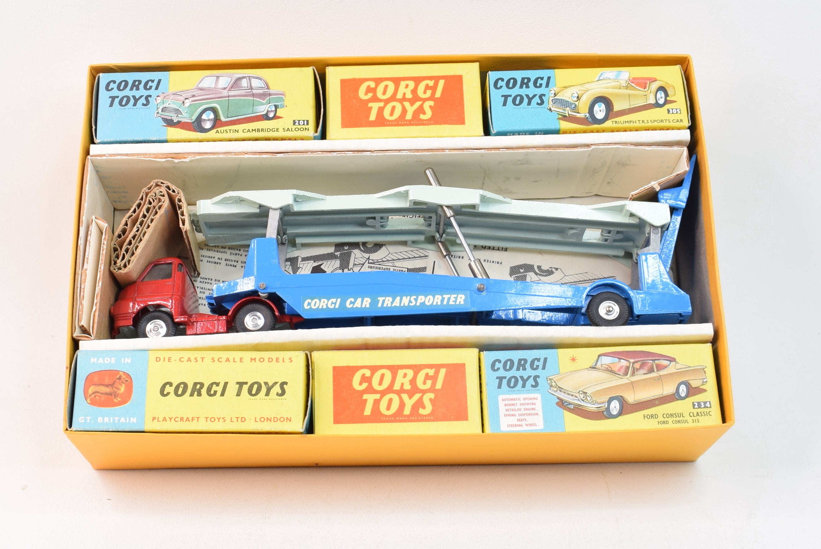 Corgi Toys Gift set 1b Carrimore Transporter with four cars Virtually ...