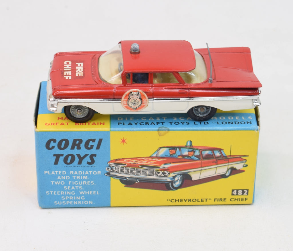 Corgi toys 482 'Chevrolet' Fire chief Virtually Mint/Boxed (Light brow ...