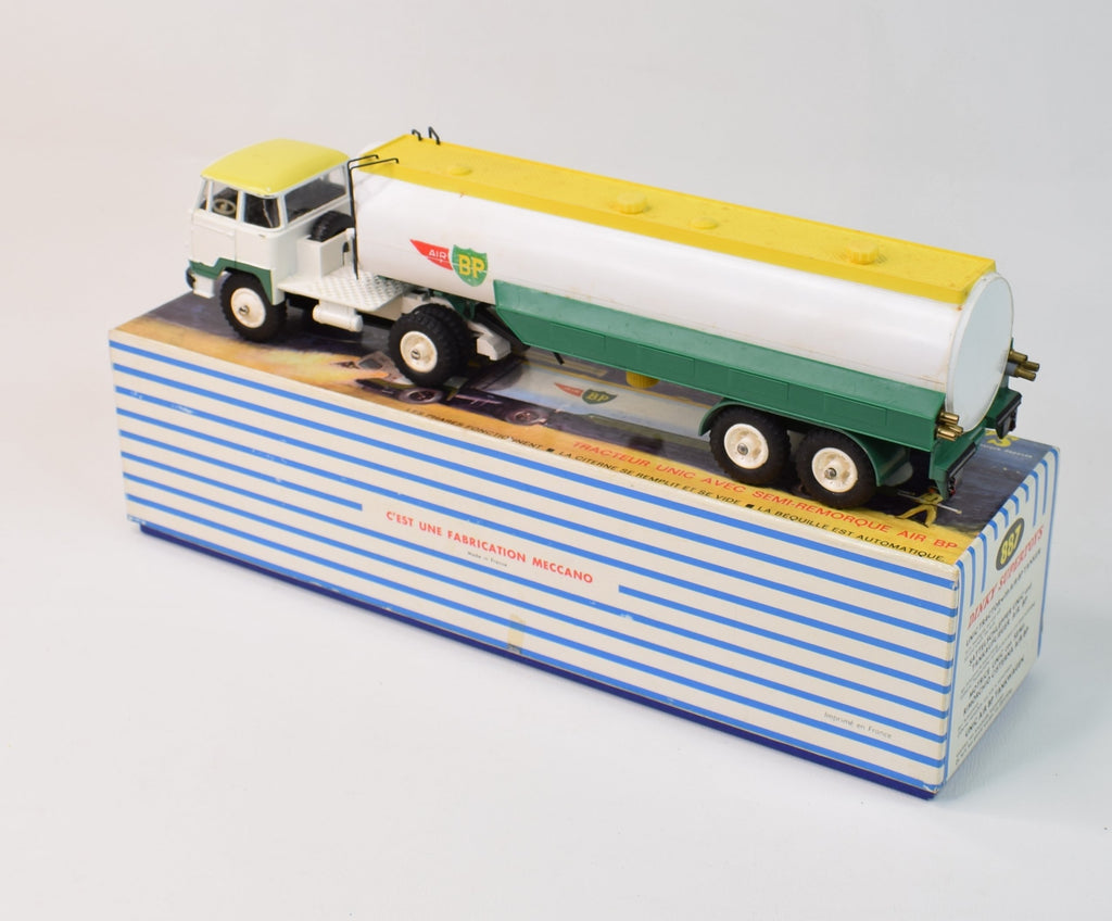 French Dinky Toys 887 BP Tanker Very Near Mint/Lovely box – JK DIE-CAST ...