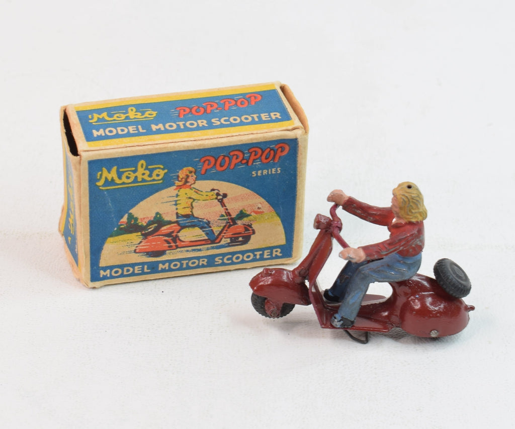 Moko Pop-Pop Scooter Very Near Mint/Boxed 'Wonderland' Collection Day ...