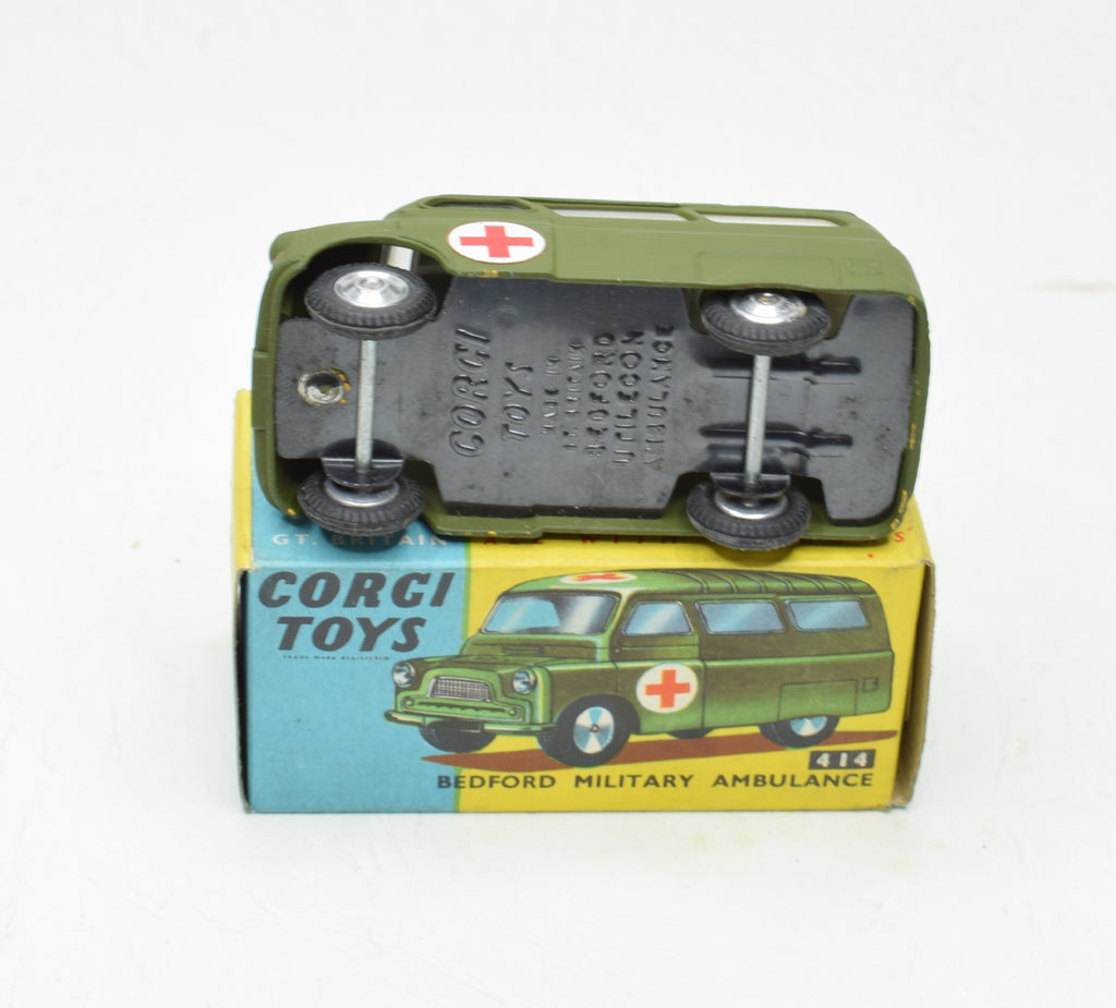 Corgi toys 414 Military Bedford Ambulance Virtually Mint/Boxed – JK DIE ...