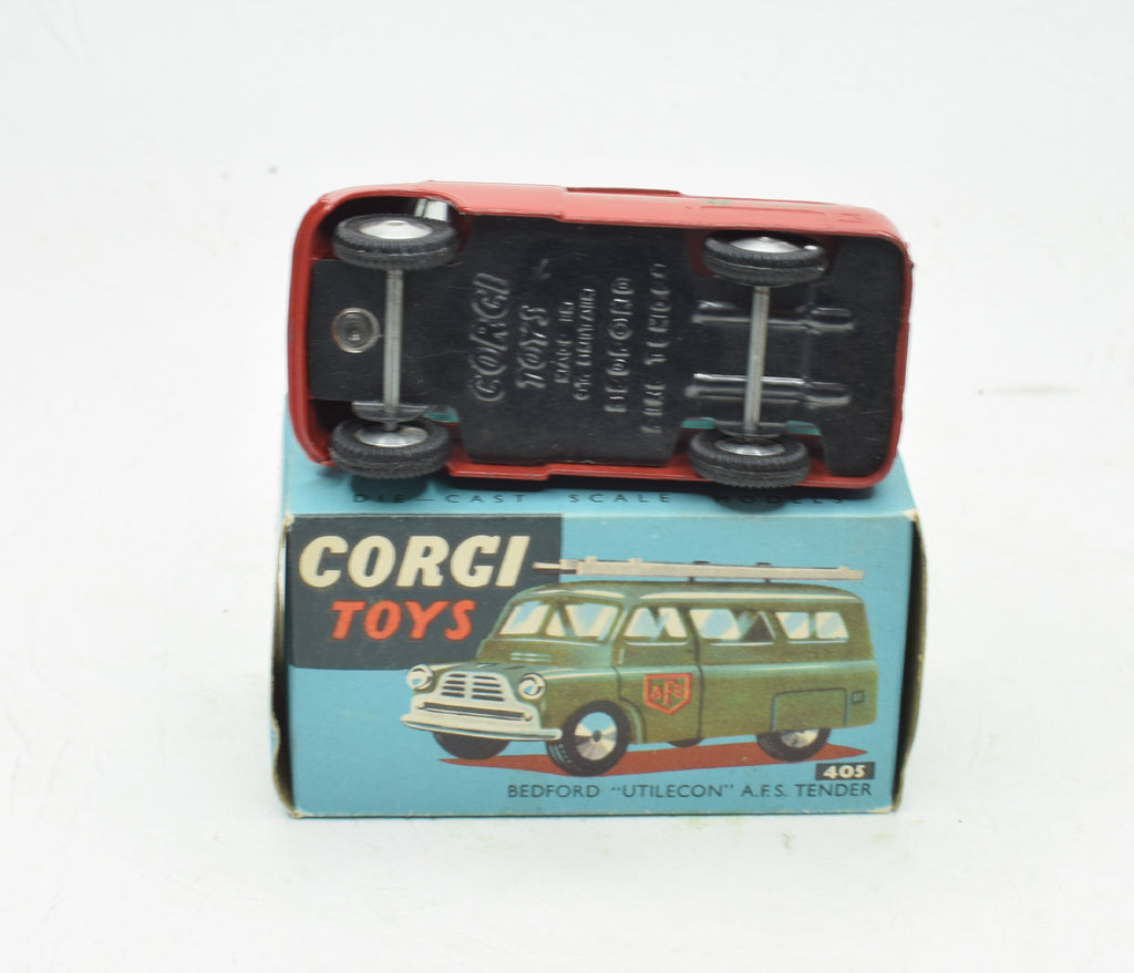 Corgi toys 405 Bedford Fire Tender Virtually Mint/Boxed (The 'Ashdown ...