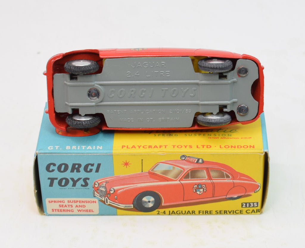 Corgi toys 213s 2.4 Jaguar Fire Car Virtually Mint/Boxed The 'JJP Vanc ...